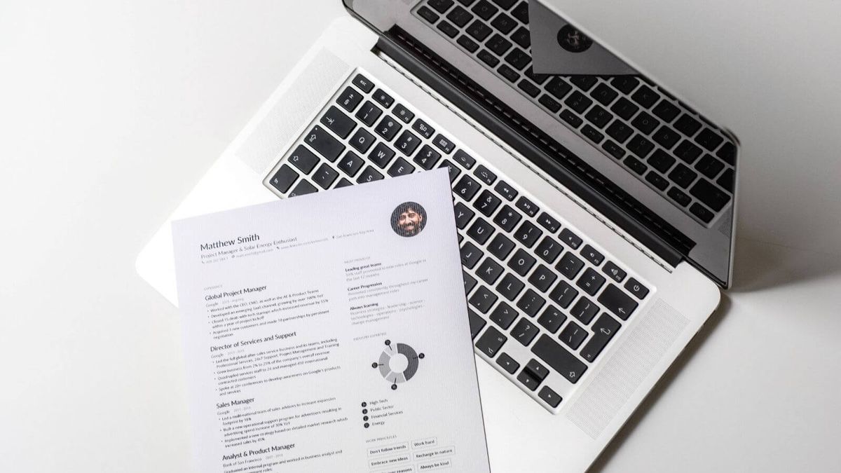How to Show Promotion on Resume: Examples & Guide | Enhancv