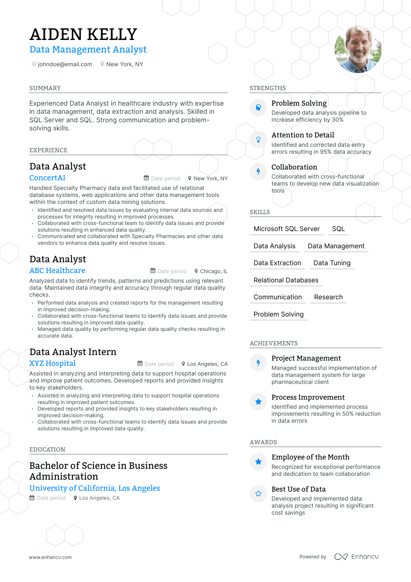 5 Data Management Analyst Resume Examples & Guide for 2023