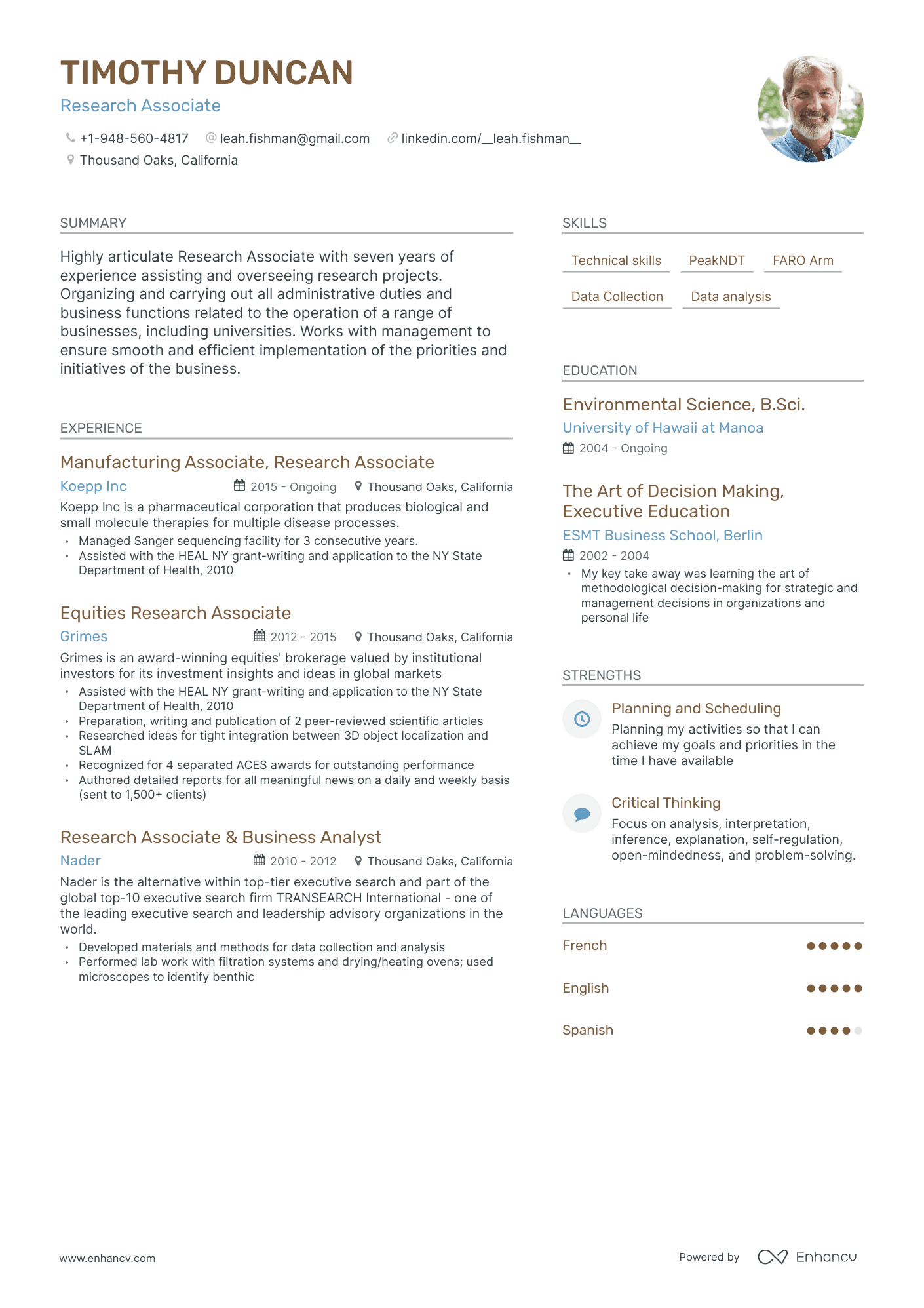 5 Research Associate Resume Examples & Guide for 2024
