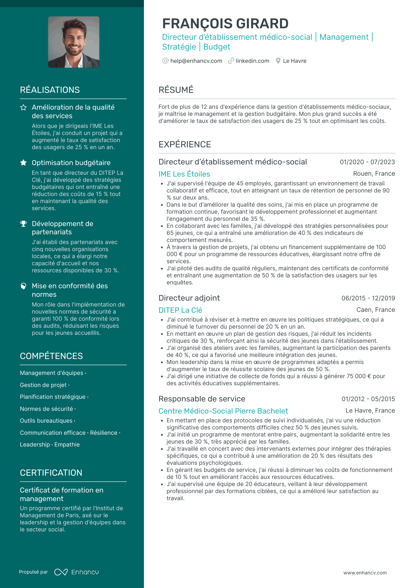 CV Directeur Général : 15 Modèles pour Réussir le Vôtre